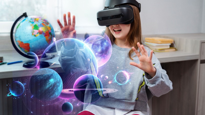 Virtual Reality: Transforming Our Reality, Redefining Life - Latest ...